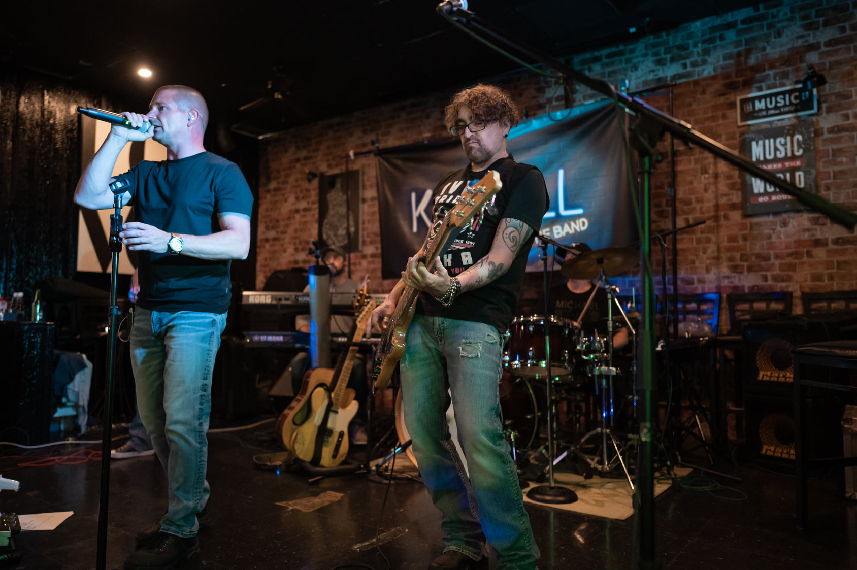 Benny & Bobby at Mick & Angelo's | Lundy's Lane Niagara Falls